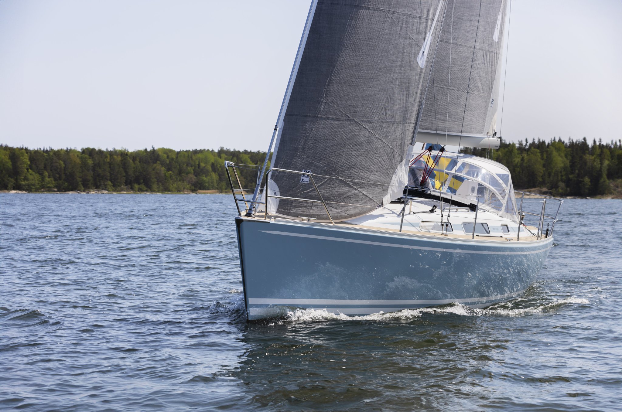 Linjett 34 – Svensk segelbåt med balans, komfort och prestanda